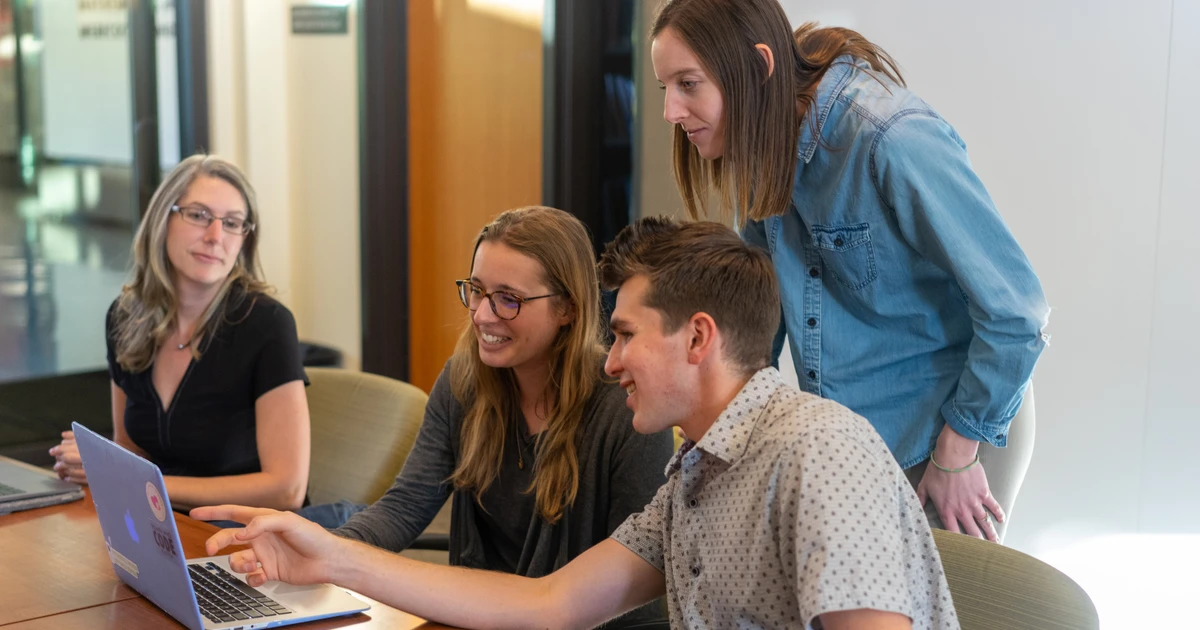 How The Market Works Company Lookup Reviews