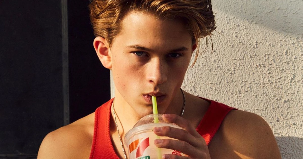 Deacon Reese Phillippe - Biography, Career, Relationship, Height ...