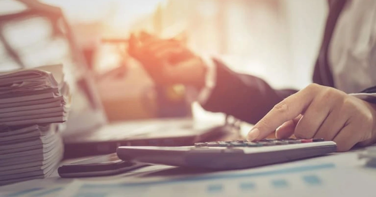 What Are The Two Most Common Types Of Finance?