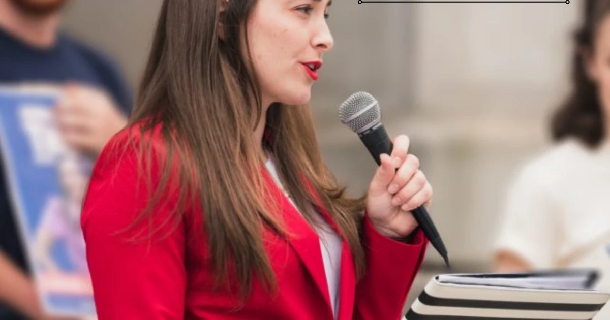 Alexandra Hunt - A Former Stripper Who Wants To Make A Difference In ...