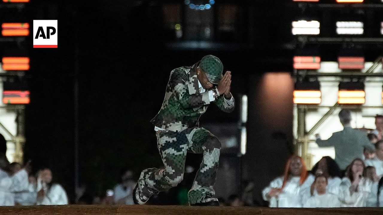 Star-Studded Pharrell Williams Louis Vuitton Debut - The Start Of A New Era