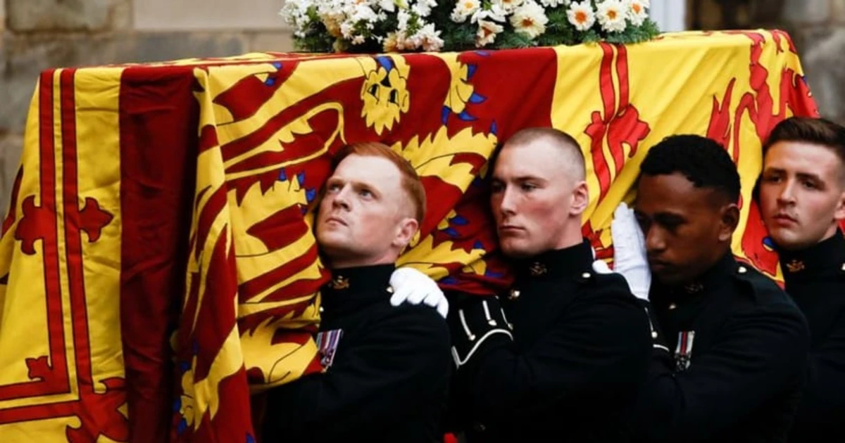 Round-the-clock Vigil To Give Mourners A Chance To Bid Queen Elizabeth ...