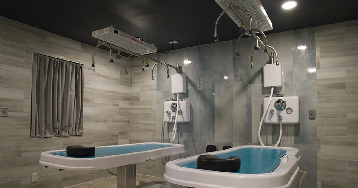 Hydrotherapy Bliss - The Benefits Of Massage Table Showers