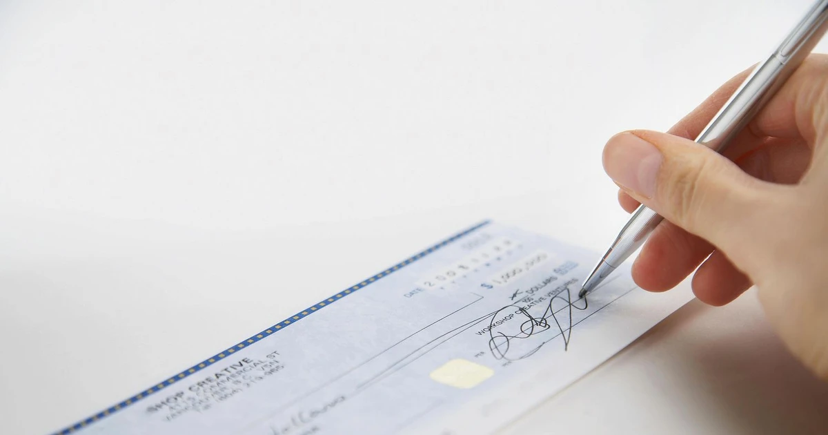 How To Find Retailers Who Accept Starter Checks