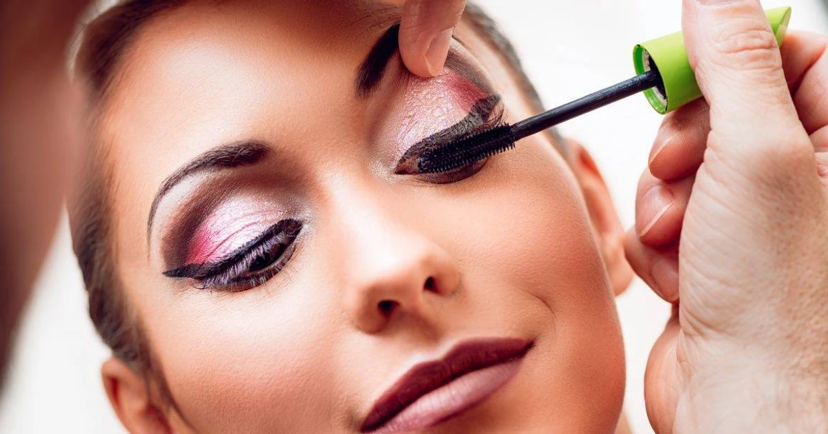 Mascara Application Mistakes - Learn To Make Your Eyes Stand Out