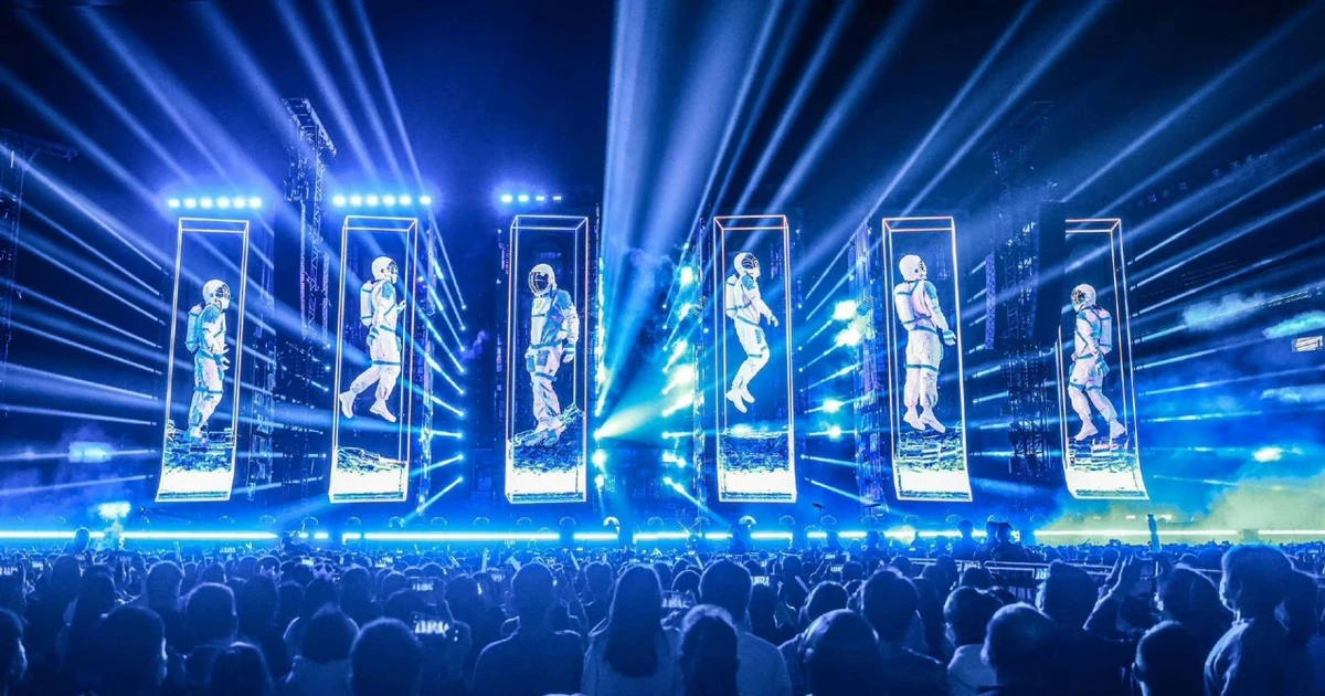 How Technology In Concert Staging Is ReShaping Performances